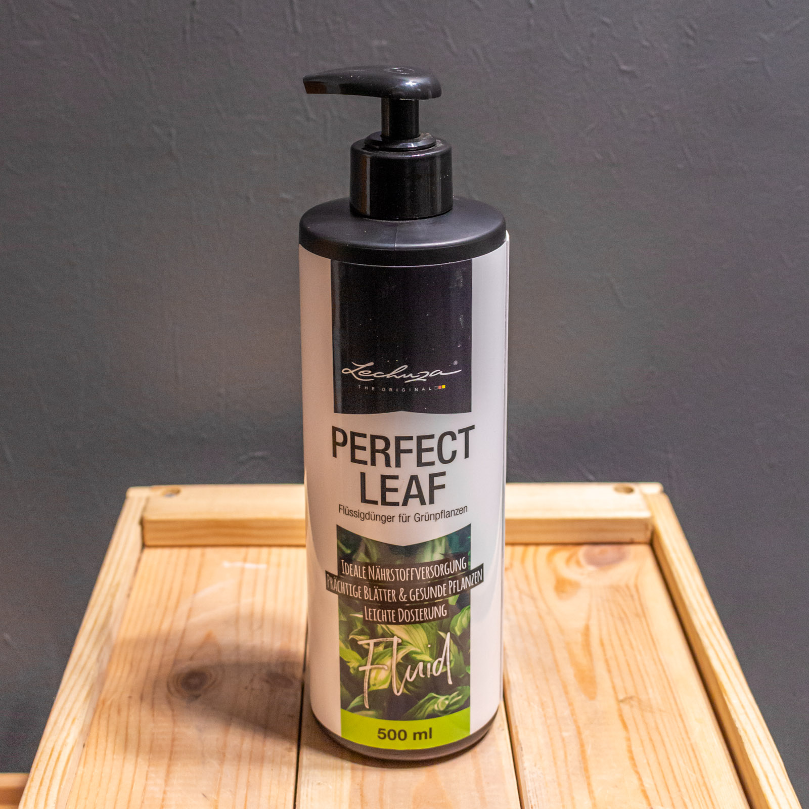 Lechuza Perfect Leaf Fluid - Moai Jungle - Több, mint gondolnád